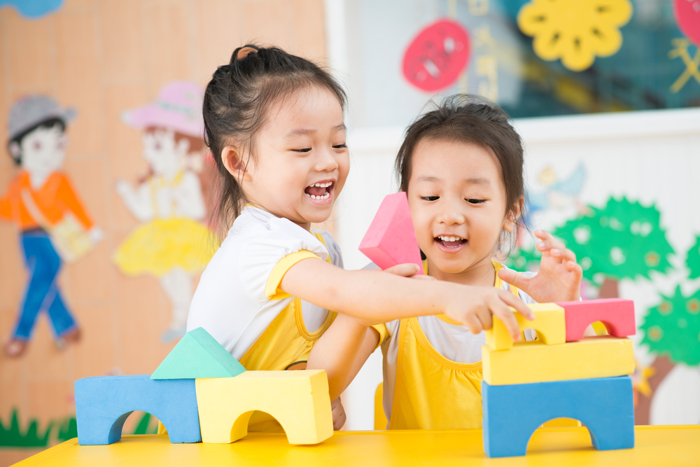 Are You Still Deciding The Best Age For Your Child Into A Daycare 